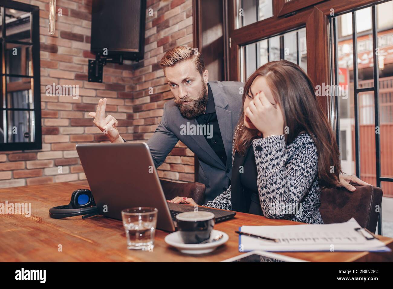 Employees watching the boss hi-res stock photography and images - Alamy