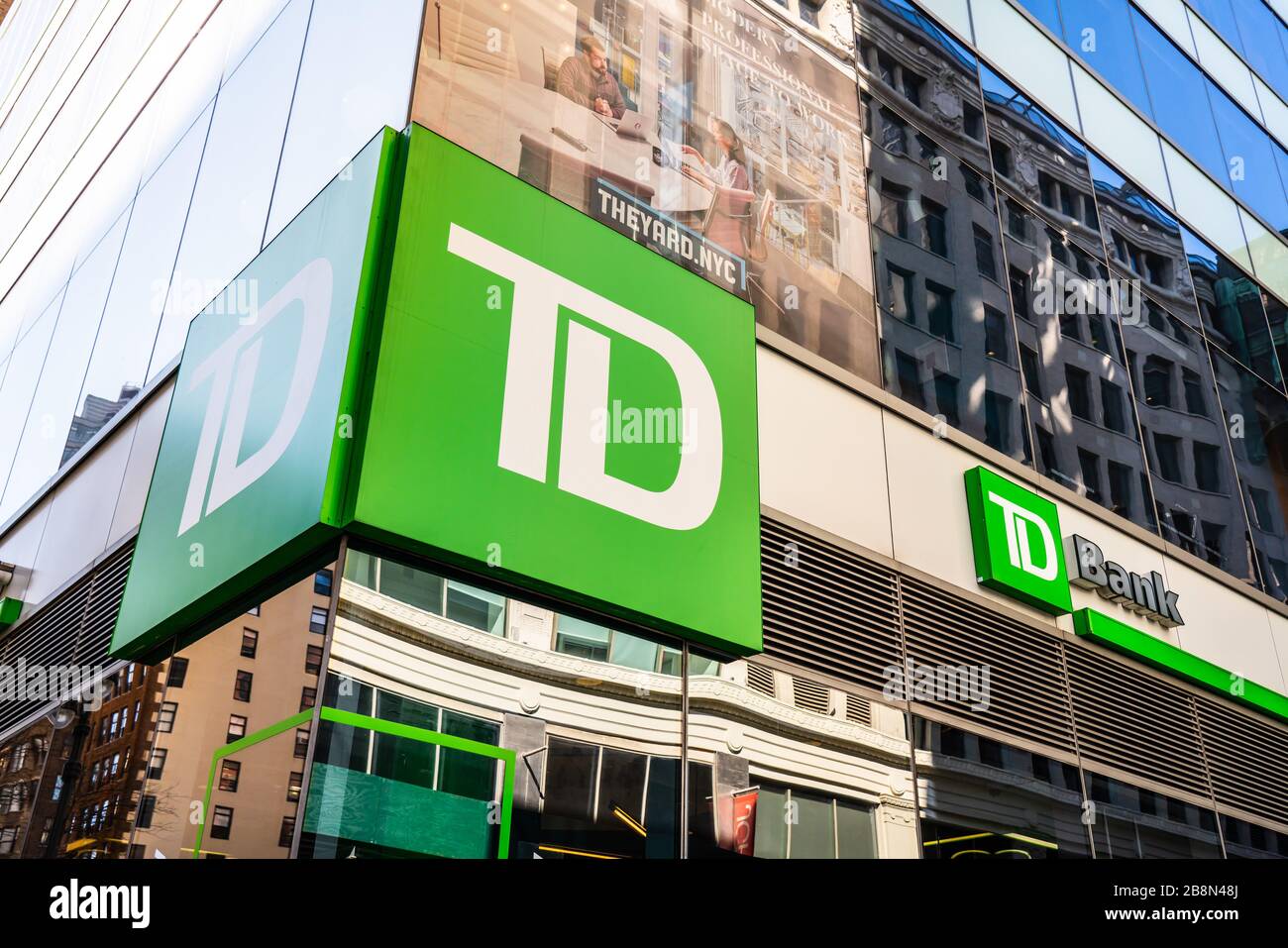 Td bank logo hi-res stock photography and images - Alamy