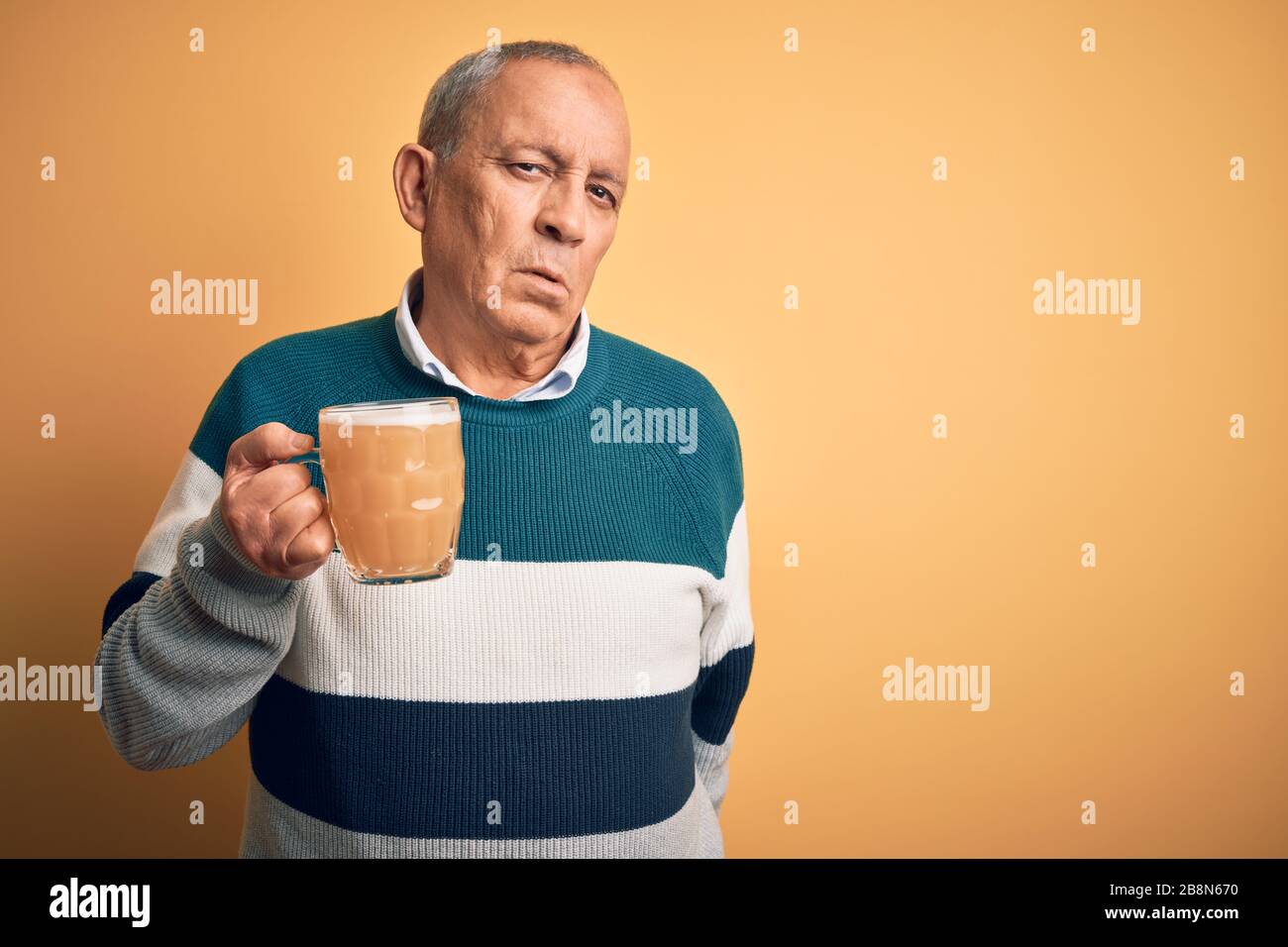 Old man drinking pint beer sad hi-res stock photography and images - Alamy