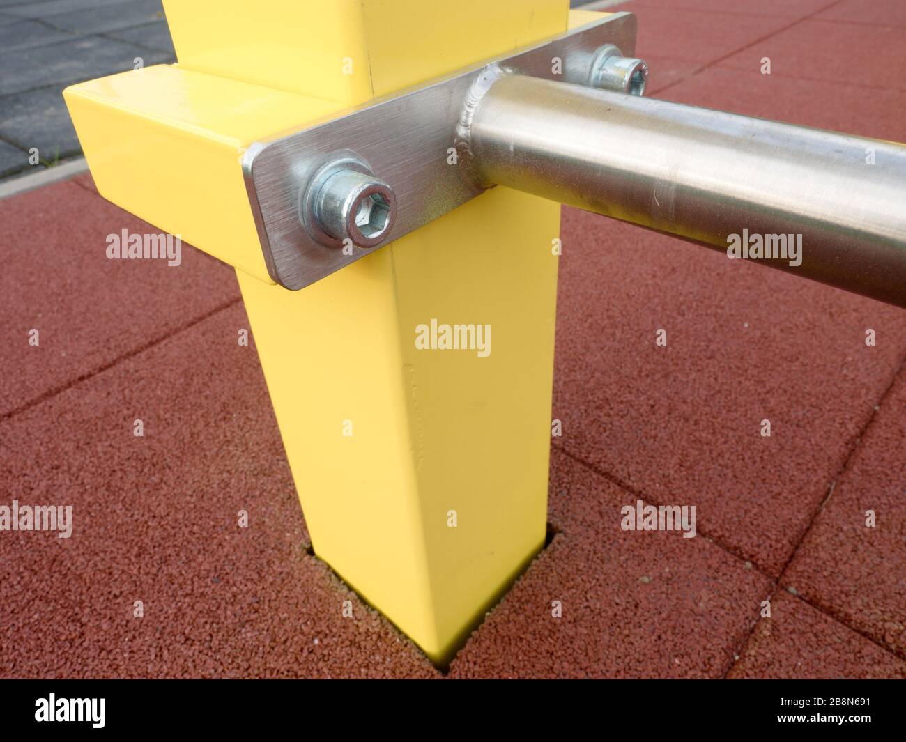 Iron frame construction screwed with chrome steel horizontal pole Stock ...