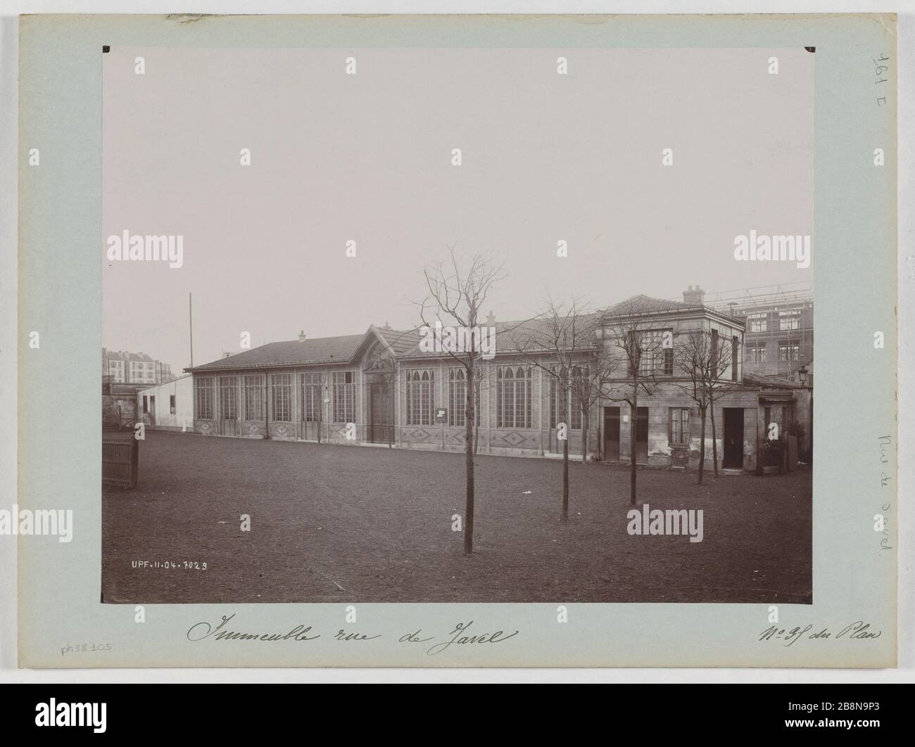 BUILDING STREET BLEACH (No. 35 PLAN), 15TH DISTRICT, PARIS Immeuble ...