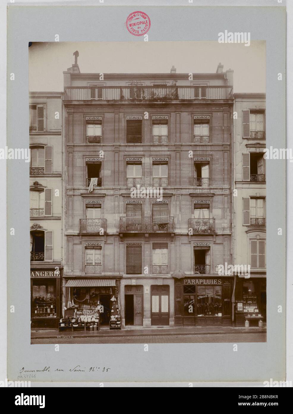 35 rue vavin hi-res stock photography and images - Alamy