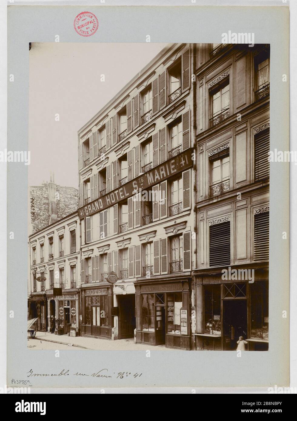 41 rue vavin hi-res stock photography and images - Alamy