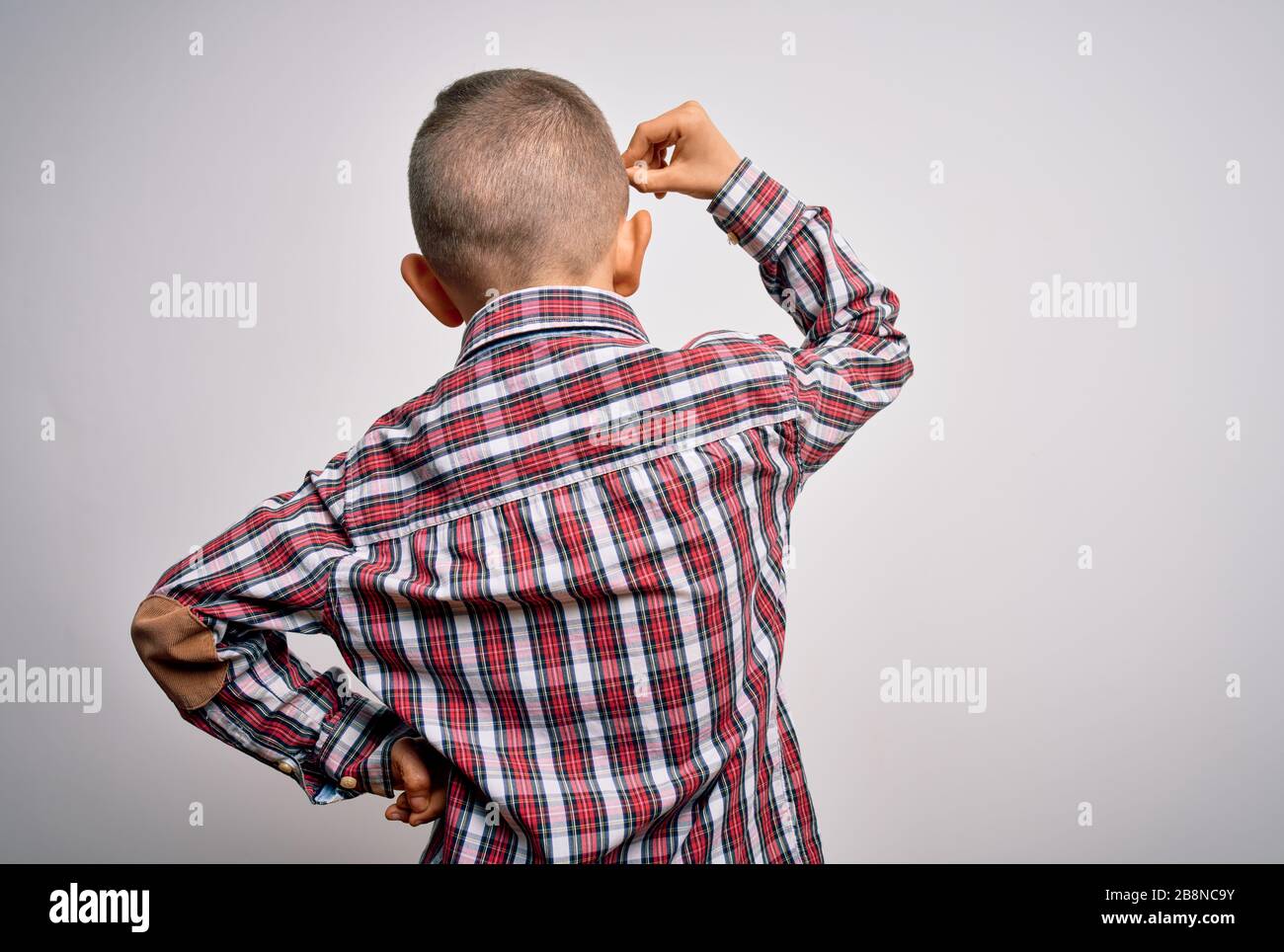 Boy wearing shirt backwards hi-res stock photography and images - Alamy