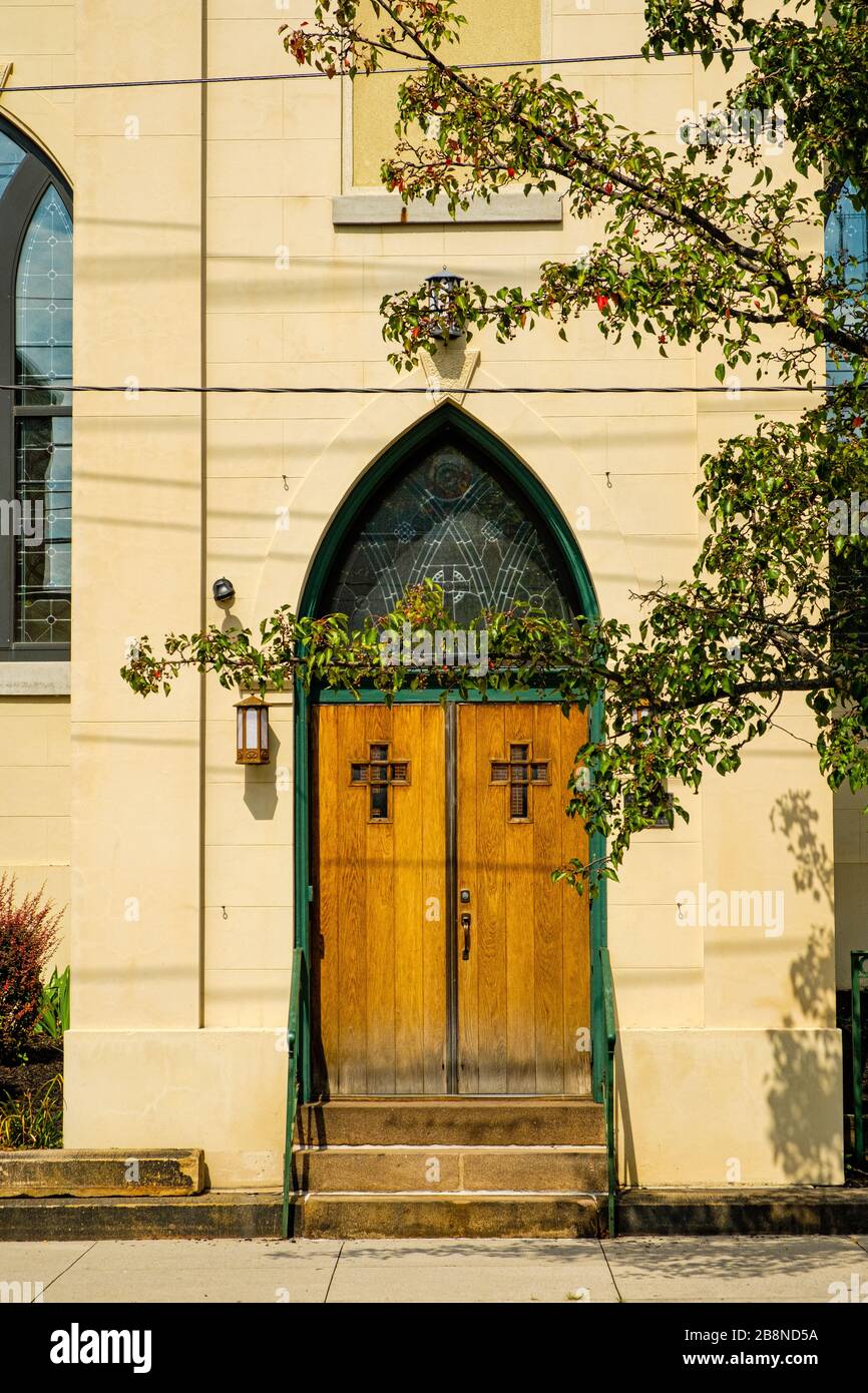 Holy trinity catholic church hi-res stock photography and images - Alamy
