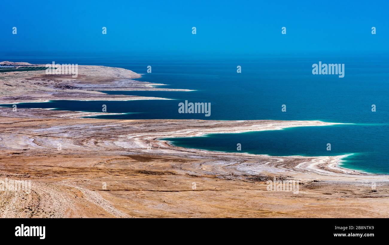 The shoreline of the Dead Sea in Israel, Middle East Stock Photo - Alamy