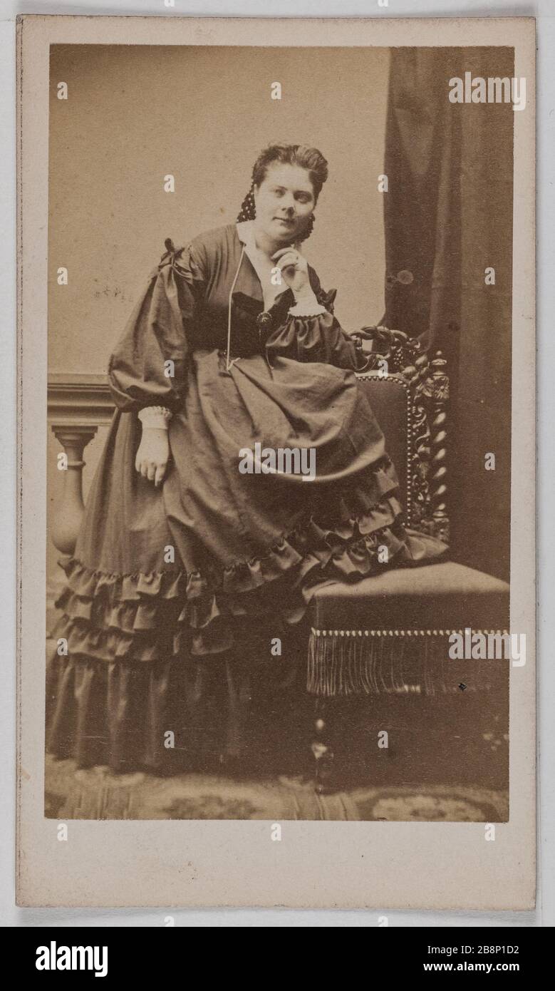 Portrait of Louise (actress) Portrait de Louise, actrice. Carte de ...