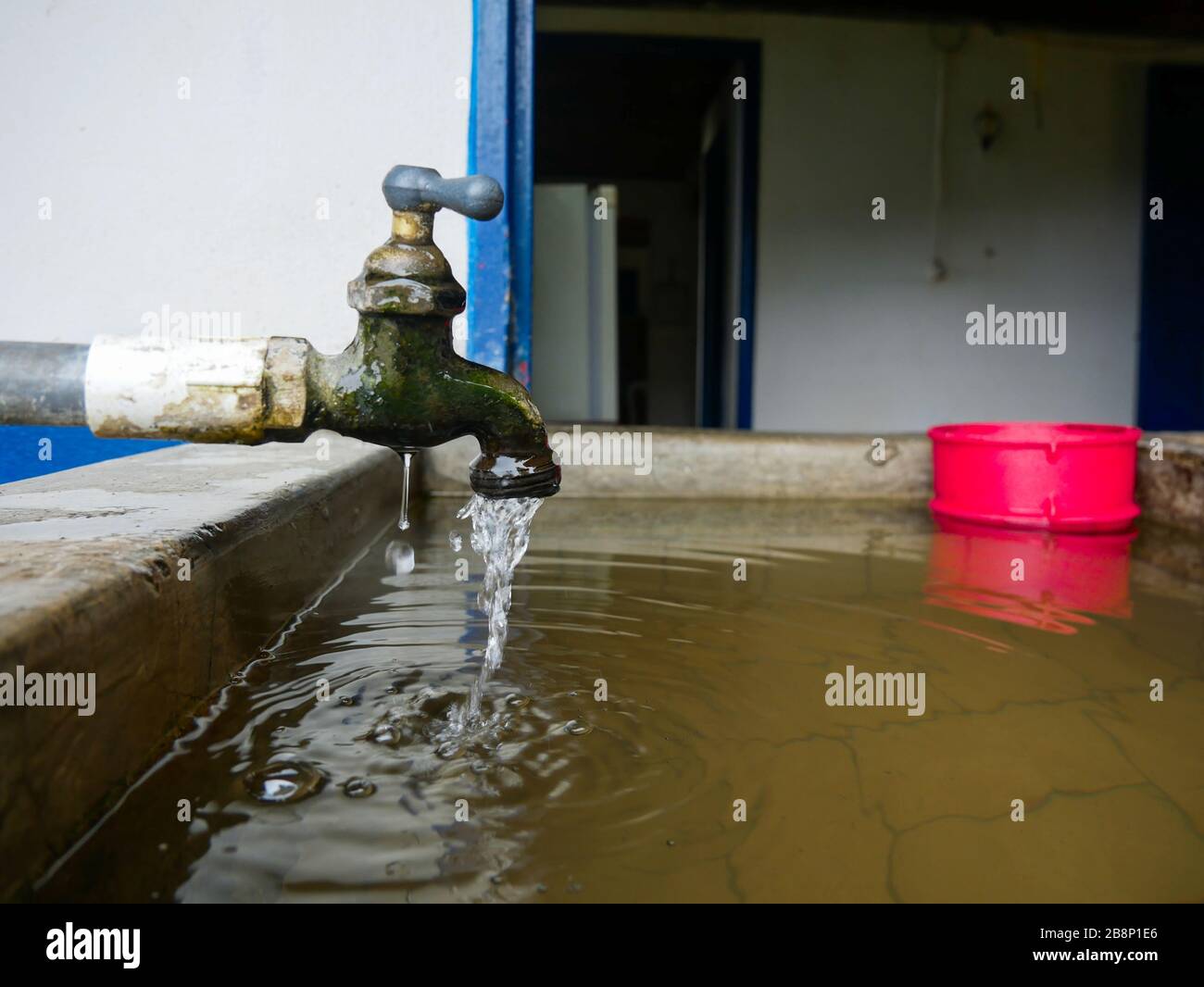 Driping wet hi-res stock photography and images - Alamy