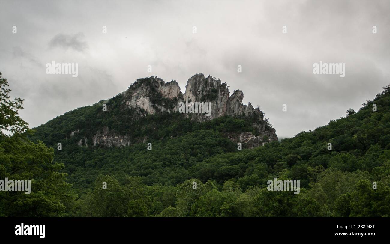 Seneca Rocks, West Virginia Stock Photo - Alamy