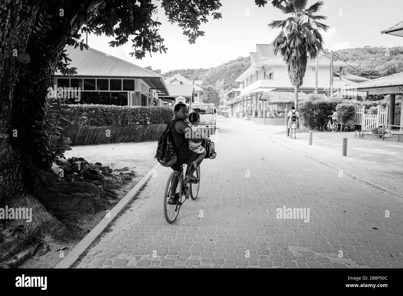 Daily life in la Black and White Stock Photos & Images - Alamy