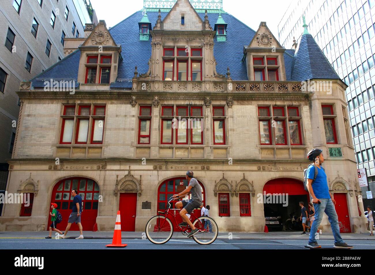 Engine company 31 firehouse hi-res stock photography and images - Alamy