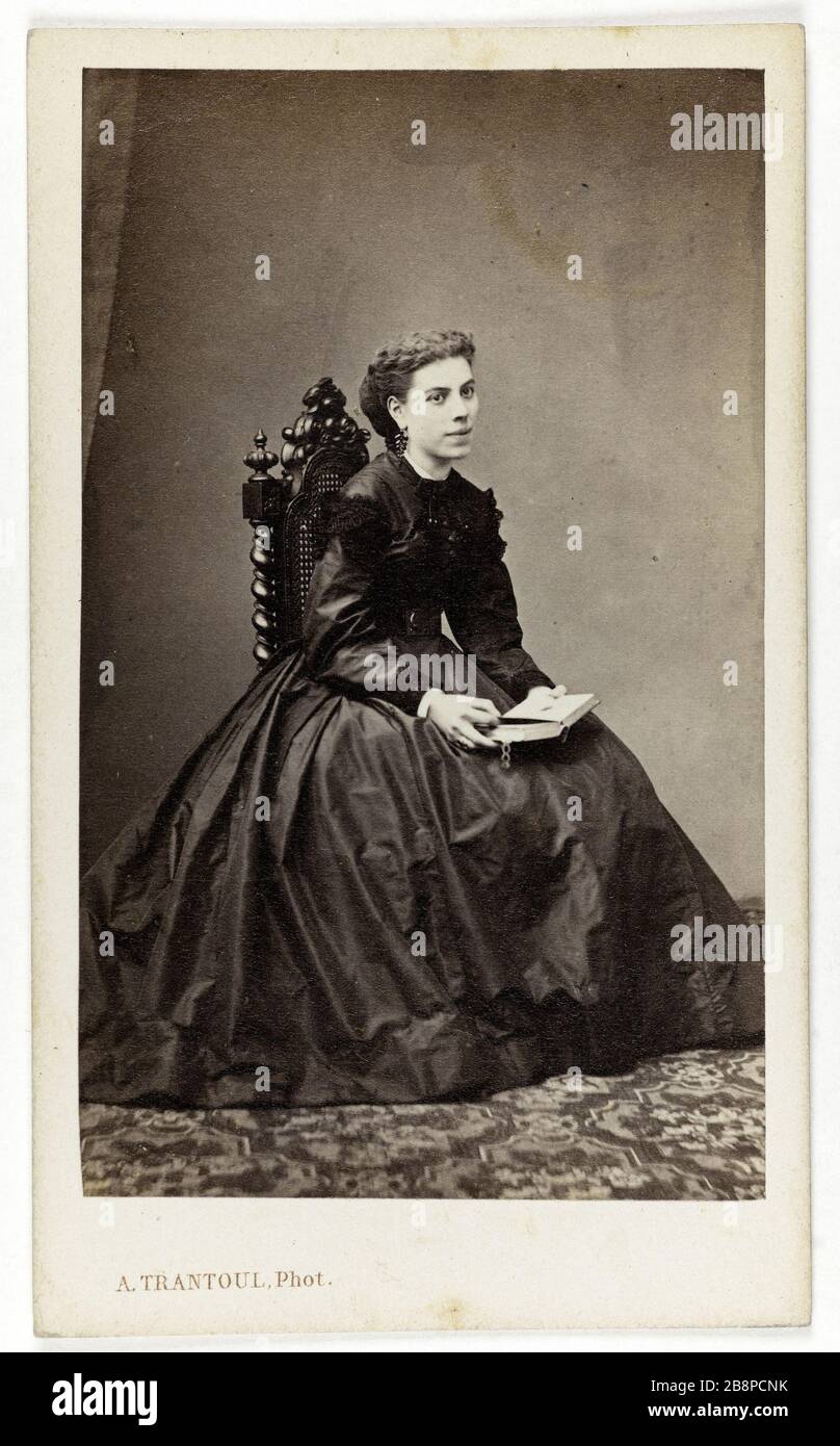 Portrait of Marie Morel, actress. Portrait de Marie Morel, actrice ...