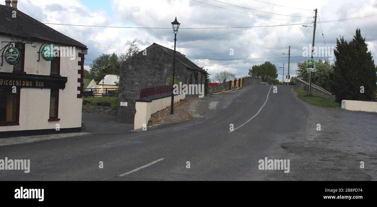Vicarstown at the grand canal hi-res stock photography and images - Alamy