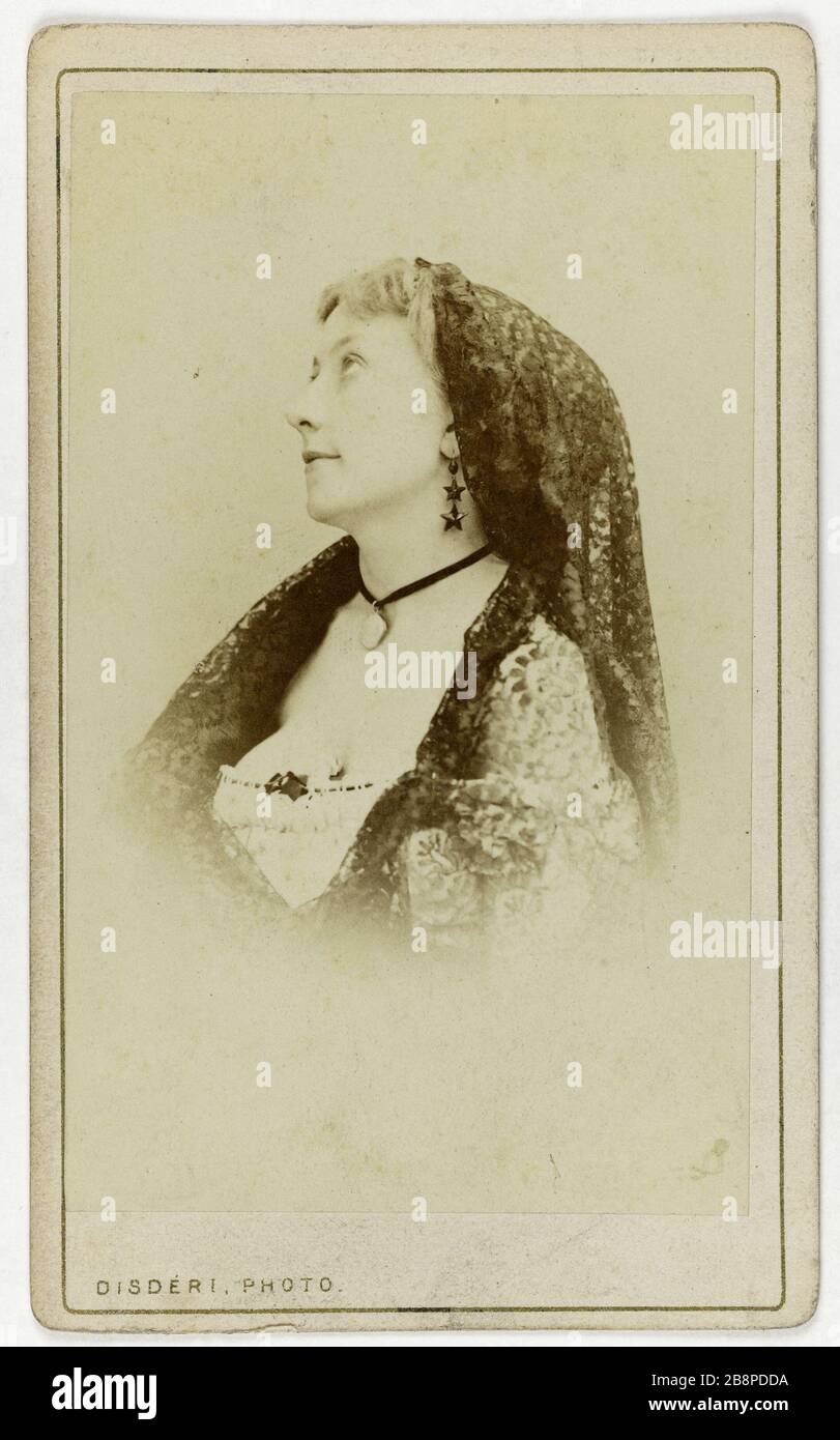 Portrait of Miss Mortimer, actress. Portrait de Miss Mortimer, actrice ...