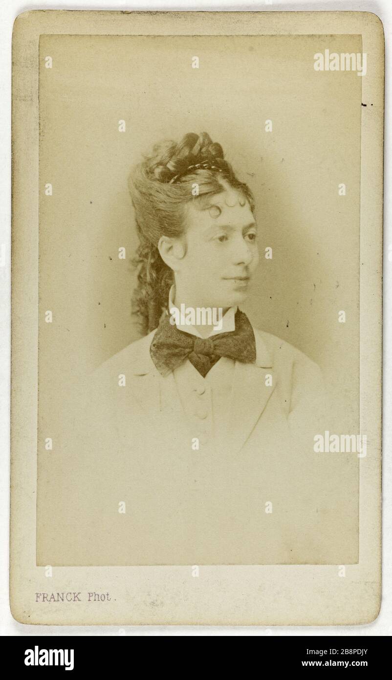 Portrait of Moses, dancer at the Opera. Portrait de Moyse, danseuse à l ...