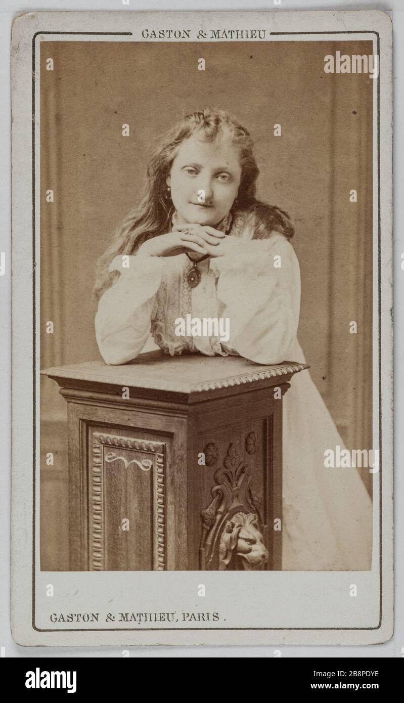 Portrait of Nana dancer public balls. Gaston, Mathieu & Cie. Portrait ...