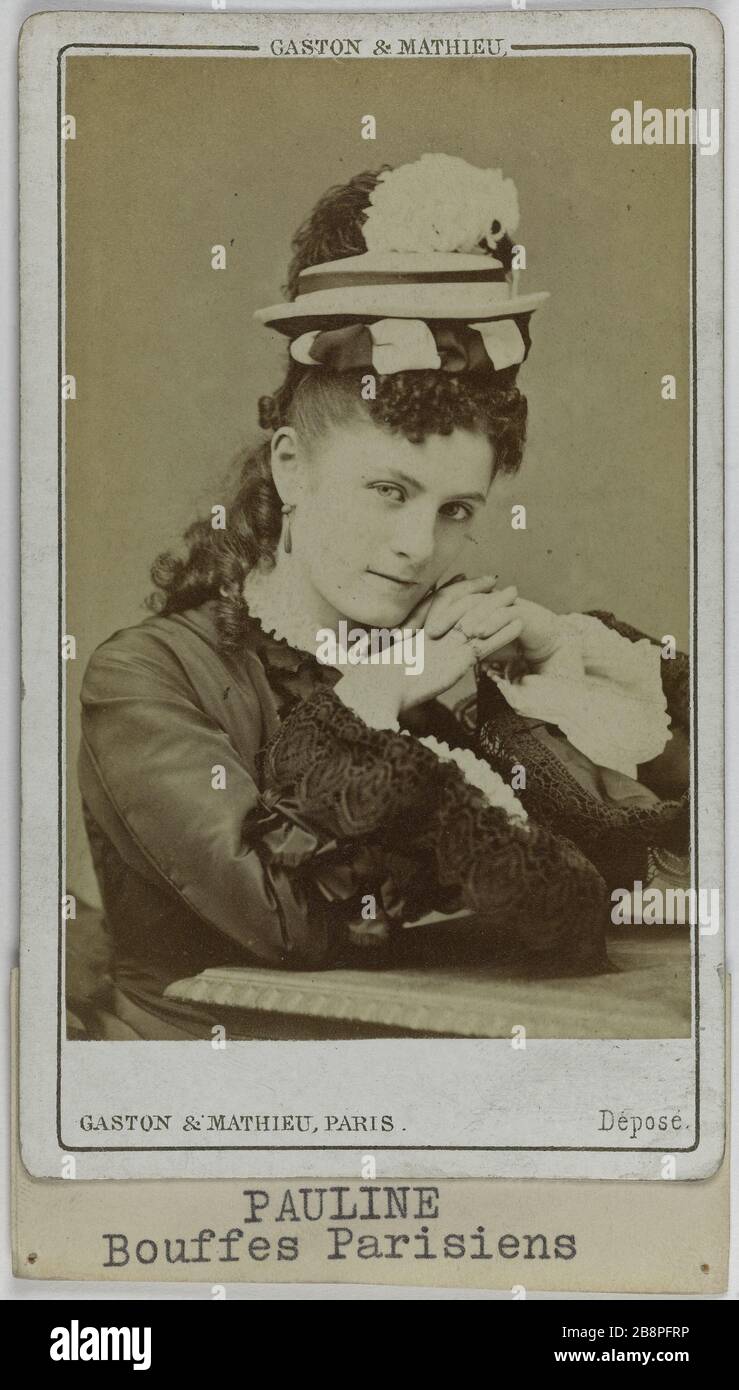 Portrait of Pauline (actress) Portrait de Pauline actrice. Carte de ...