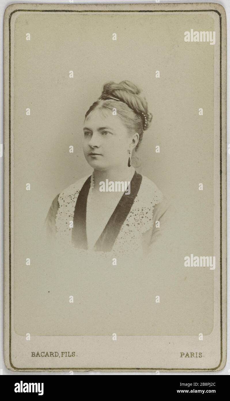 Portrait of Marie Pierson (actress) Portrait de Marie Pierson, actrice ...