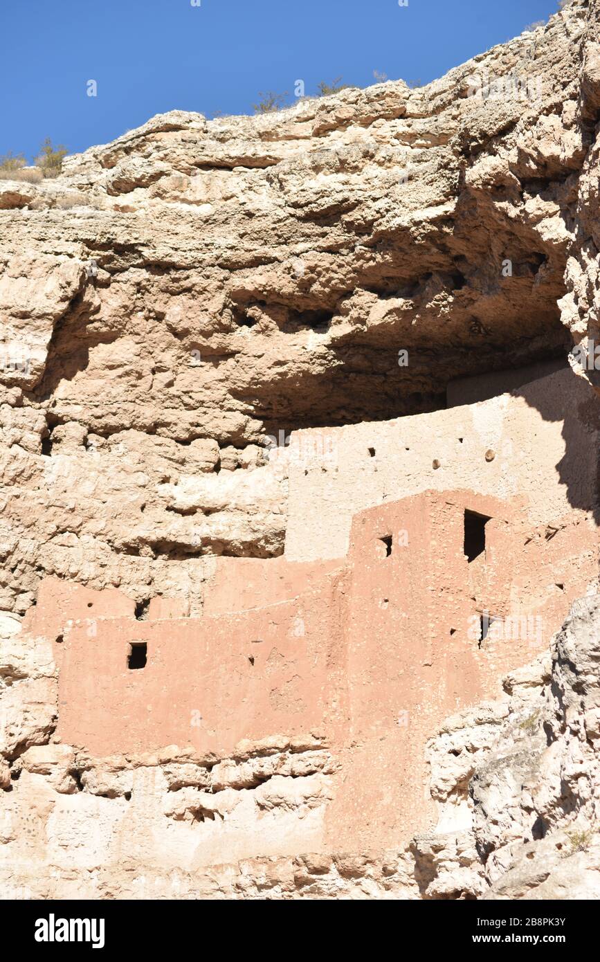 Cliff dwelling of the native american indians hi-res stock photography ...