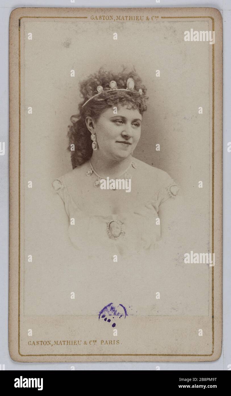 Portrait of Madame Danel Rizza (-1904), theater actress. Portrait de ...