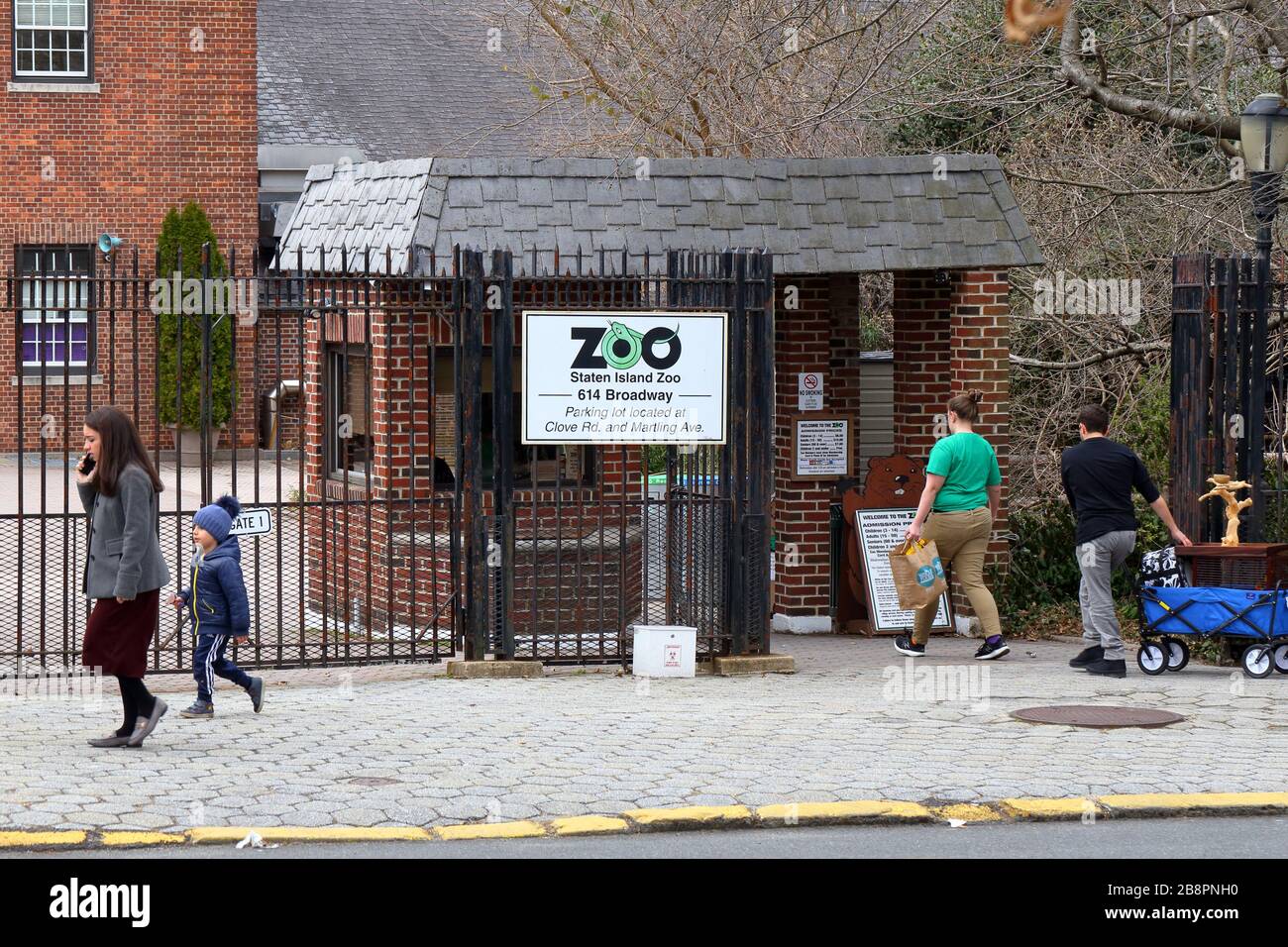 Staten Island Zoo, 614 Broadway, Staten Island, New York. NYC ...