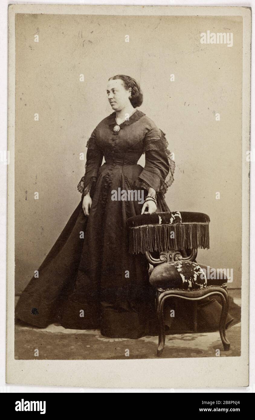 Portrait of Berthe Savary, (actress) Henri Le Lieure (1831-1914 ...