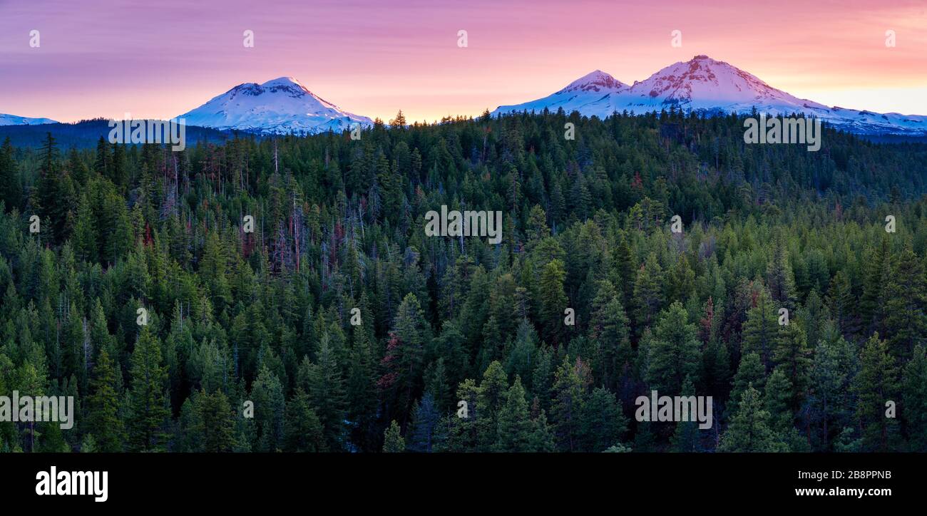 Mountain in Oregon Stock Photo - Alamy