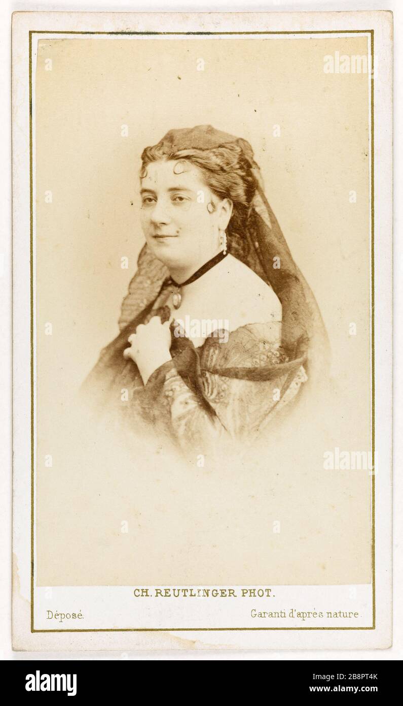 Portrait of Thouret Leonie (actress) Portrait de Thouret Léonie ...