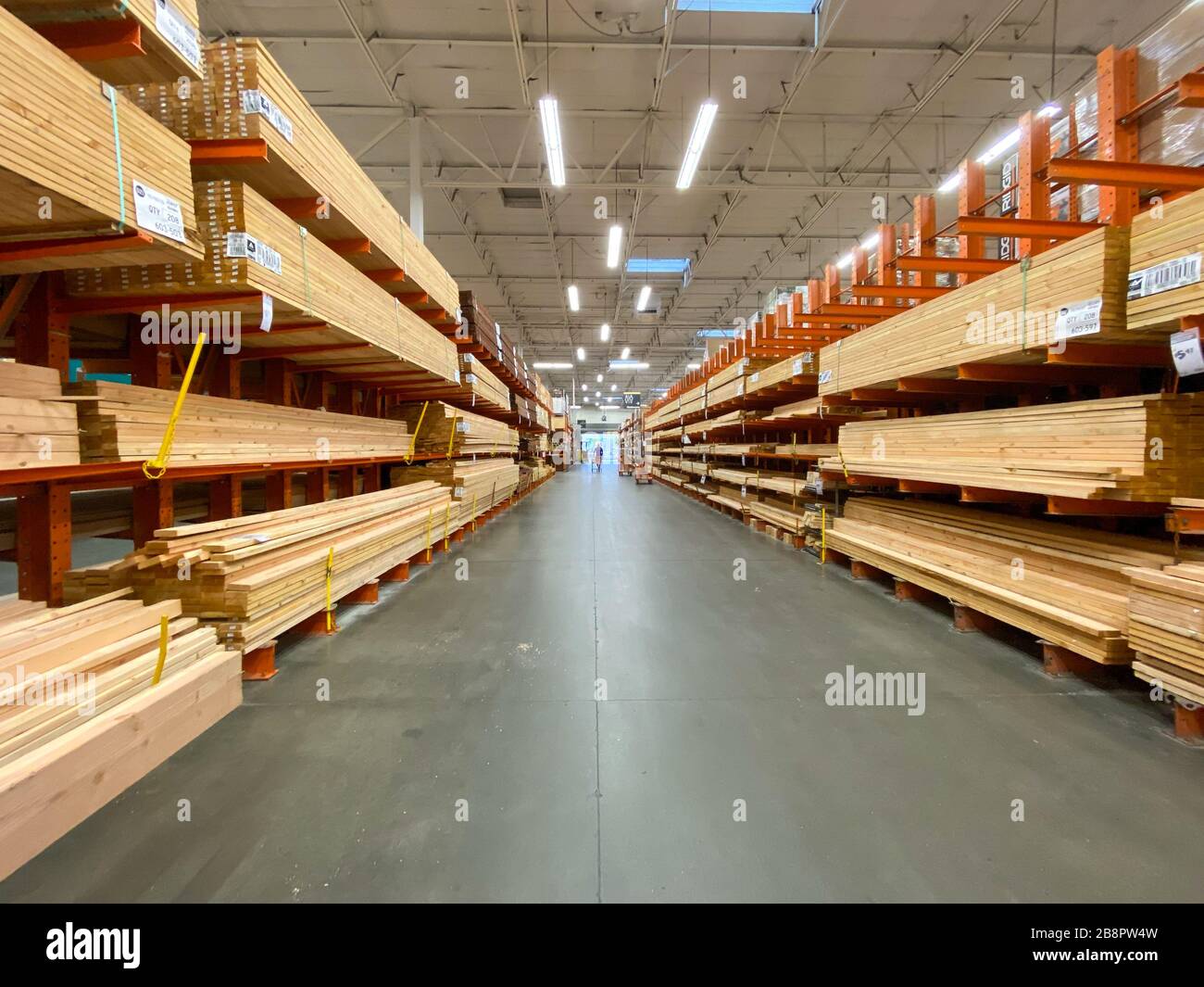 Hardware wood depot hi-res stock photography and images - Alamy