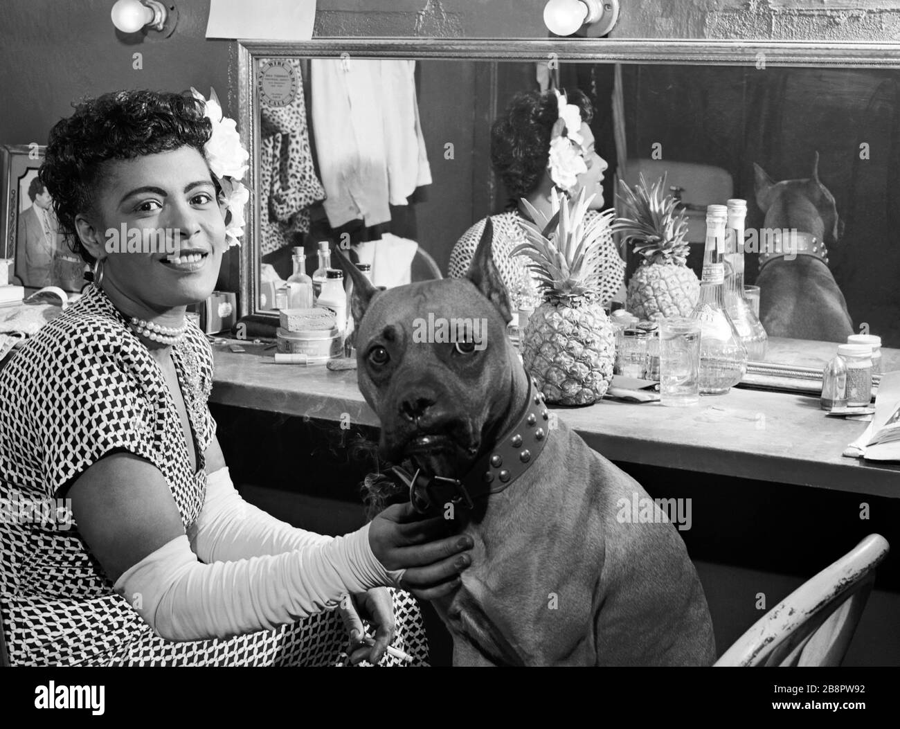 NEW YORK, NY - FEBRUARY, 1947: American jazz singer Billie Holiday ...