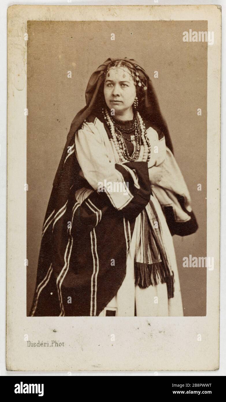 Vade hi-res stock photography and images - Alamy