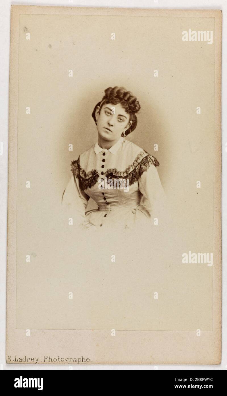 Recto avant hi-res stock photography and images - Alamy