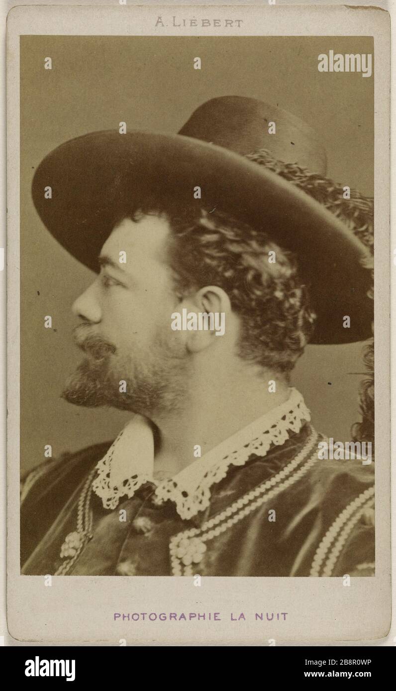Charles bass portrait hi-res stock photography and images - Alamy