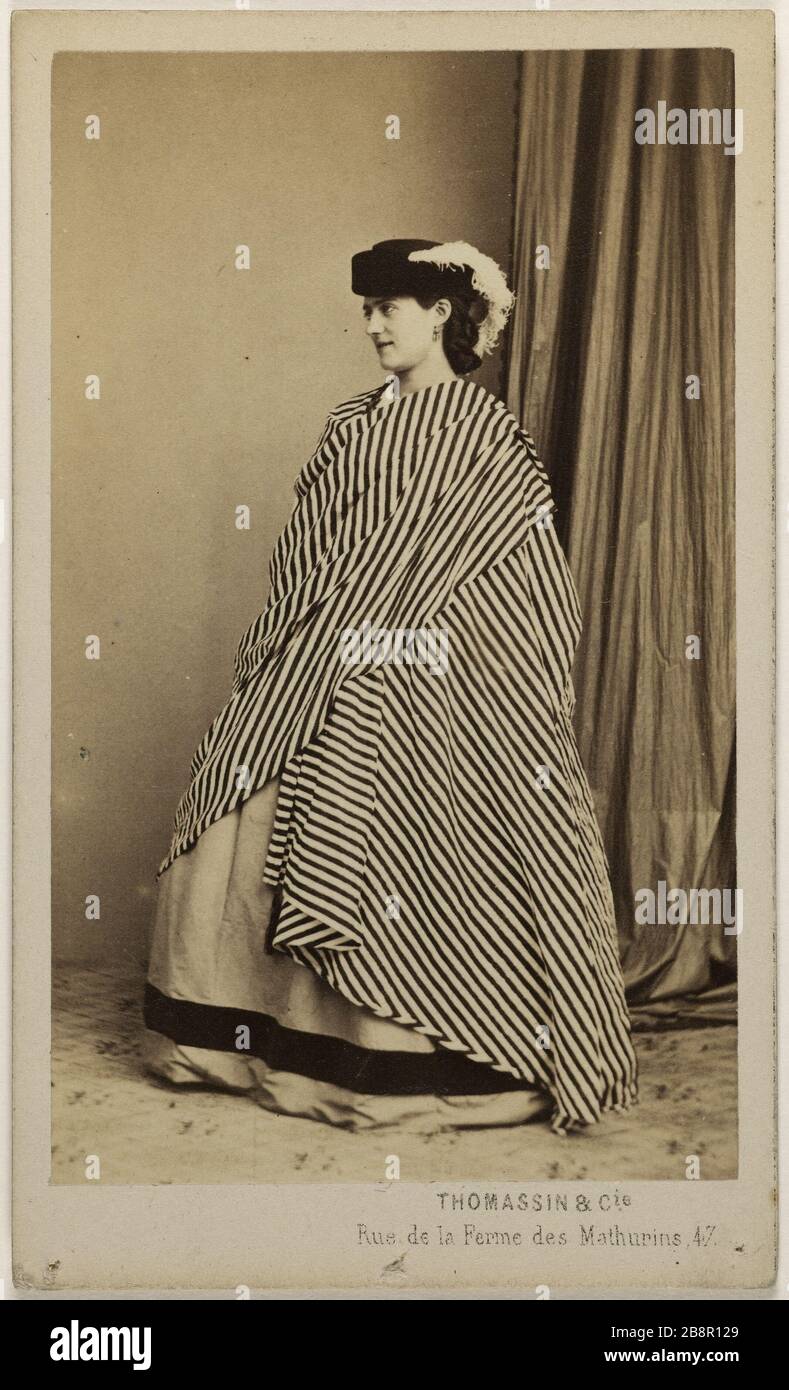 Portrait of Beatrice (or Beatrix), (actress) Thomassin & Cie. Portrait ...