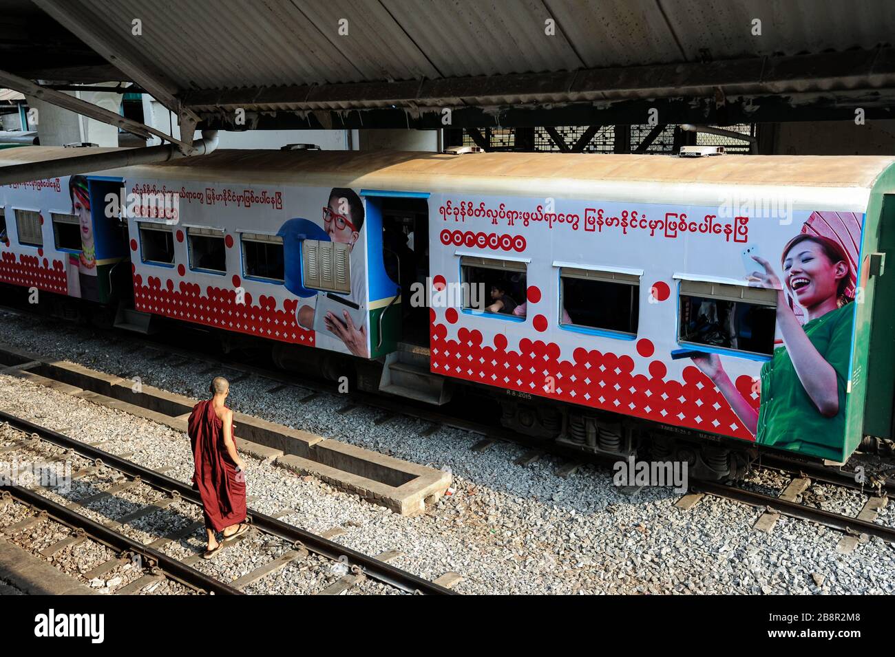 10.04.2014, Yangon, Republic of the Union of Myanmar, Asia - Local ...
