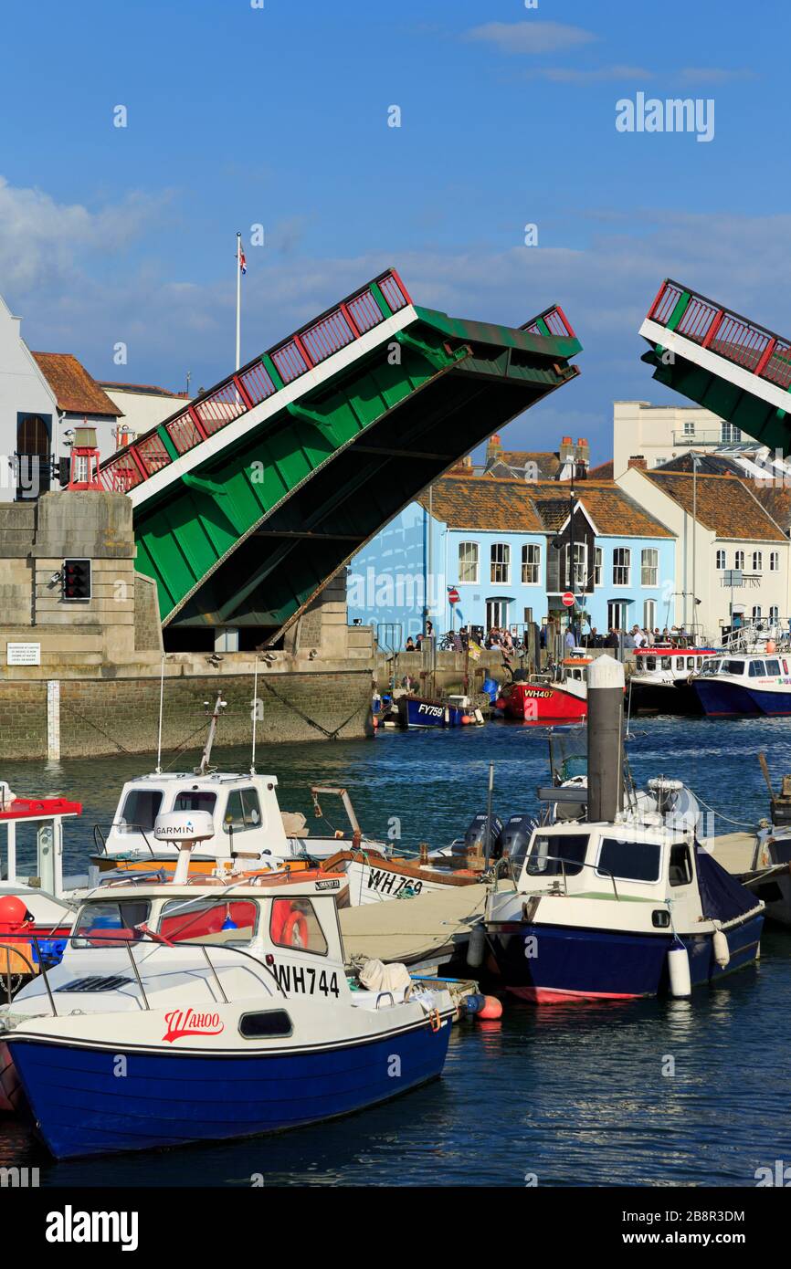 Town Bridge, Weymouth, Dorset, England, United Kingdom Stock Photo - Alamy