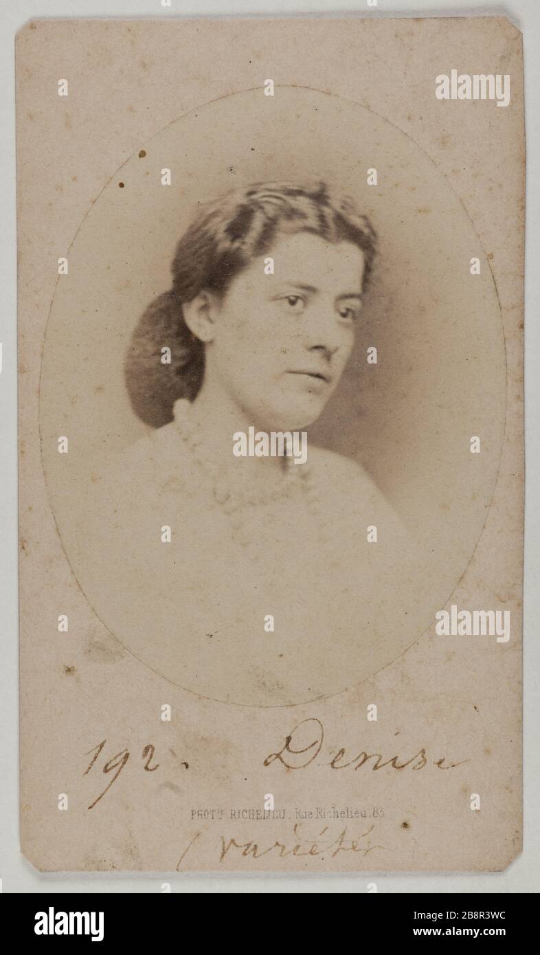 Portrait of Denise (actress?) Portrait de Denise, actrice. Photographie ...