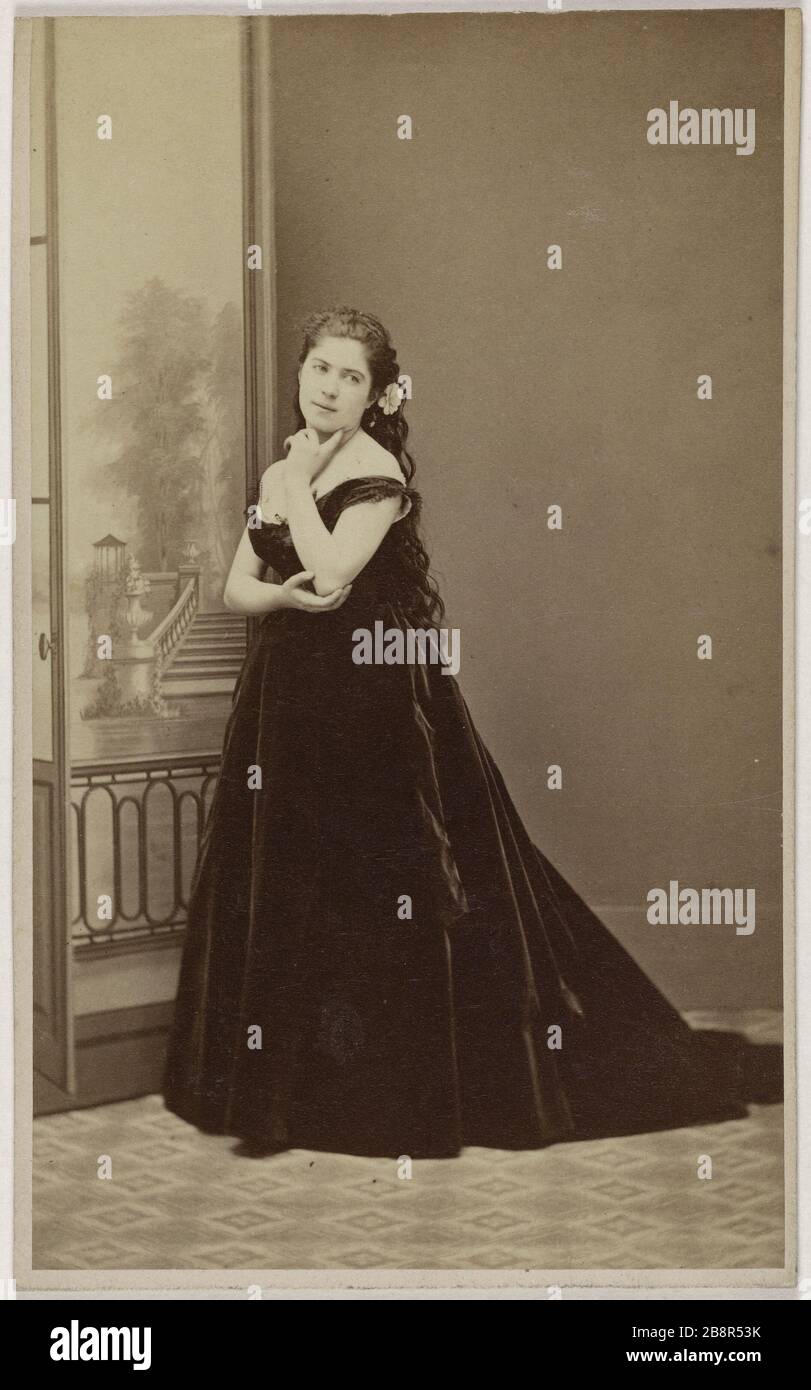 Portrait of Marie Delaporte 1838-, actress Portrait de Marie Delaporte ...