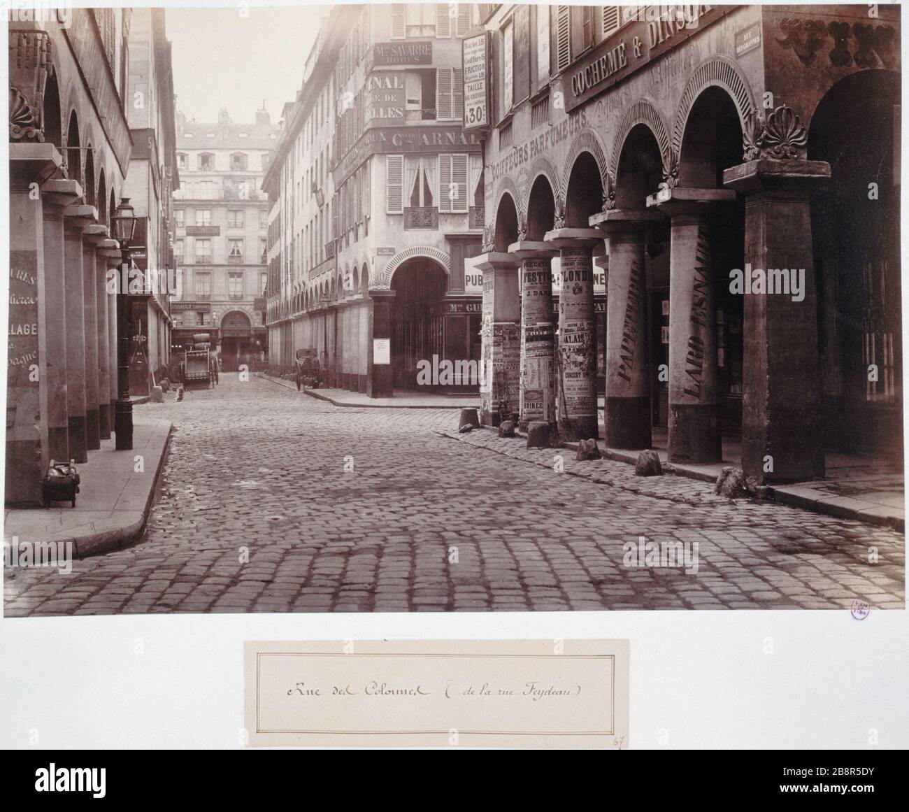 Colonnes de la hi-res stock photography and images - Alamy