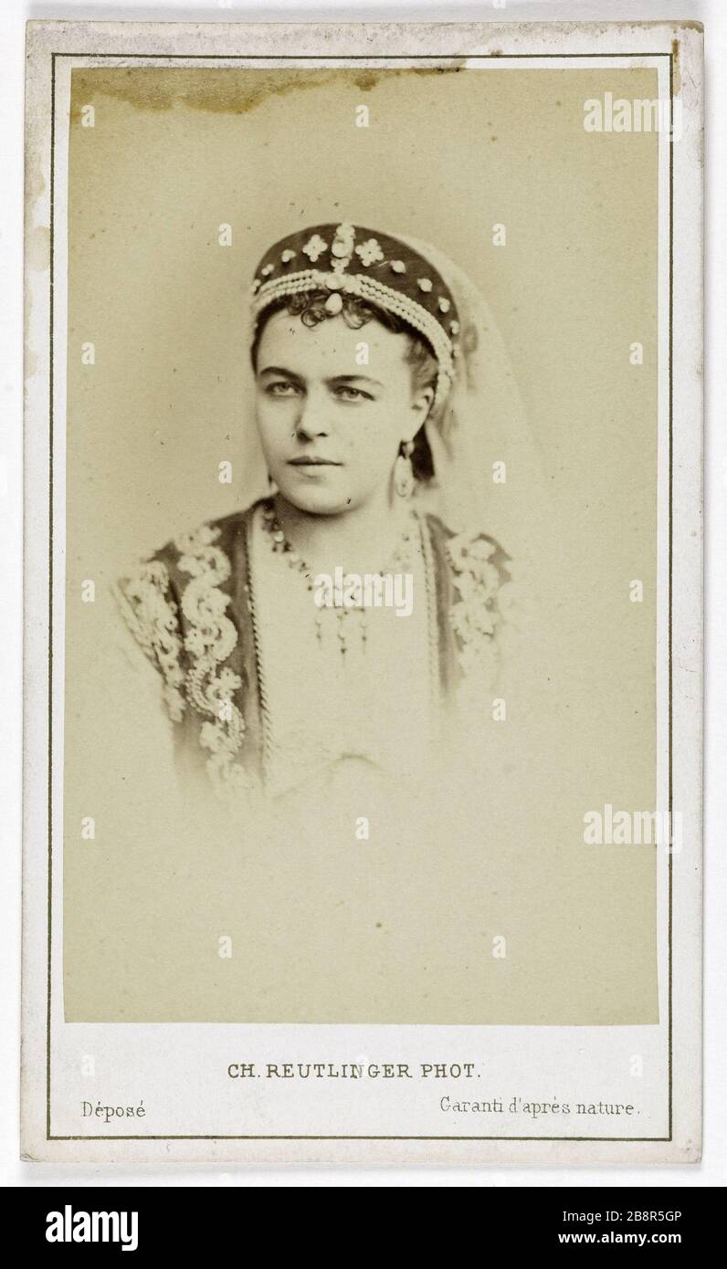 Portrait of Cecilia Douglas (Actress) Portrait de Cécile Douglas ...