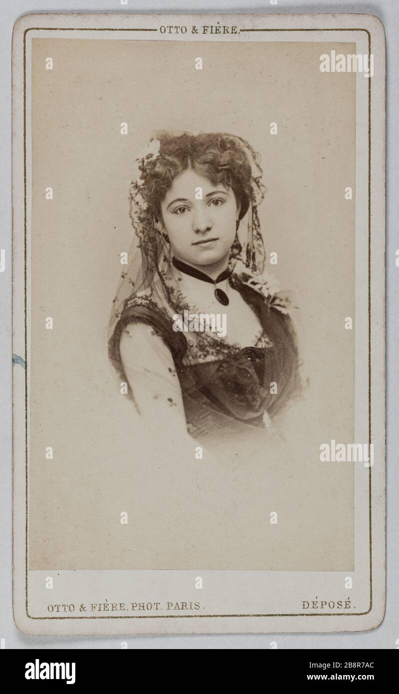 Portrait de Florette (actress theater News) Portrait de Florette ...