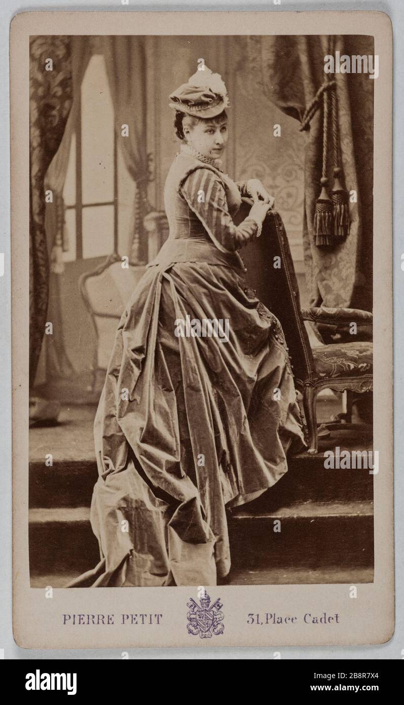 Portrait of Franck-Duvernoy (actress at the Opera Comique) Portrait de ...