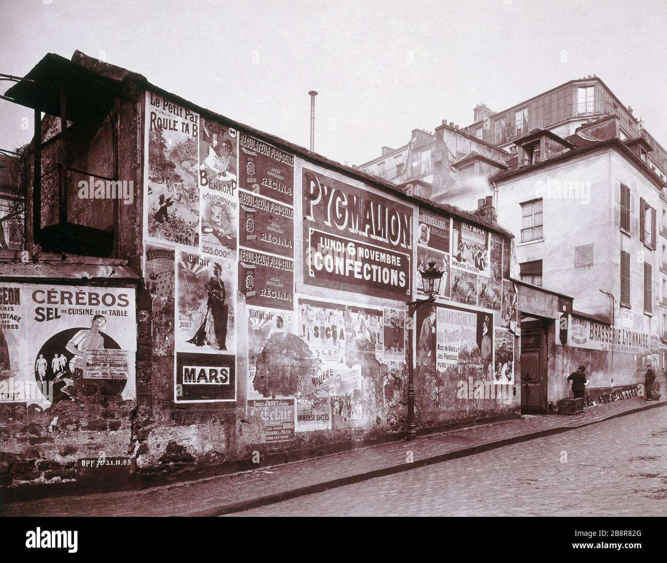 Paris 93 hi-res stock photography and images - Alamy