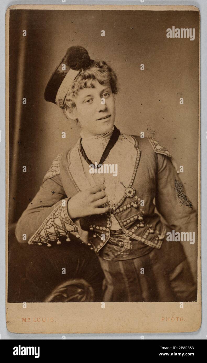 Portrait of Miss Lottie Franks (actress) Portrait de Miss Lottie ...