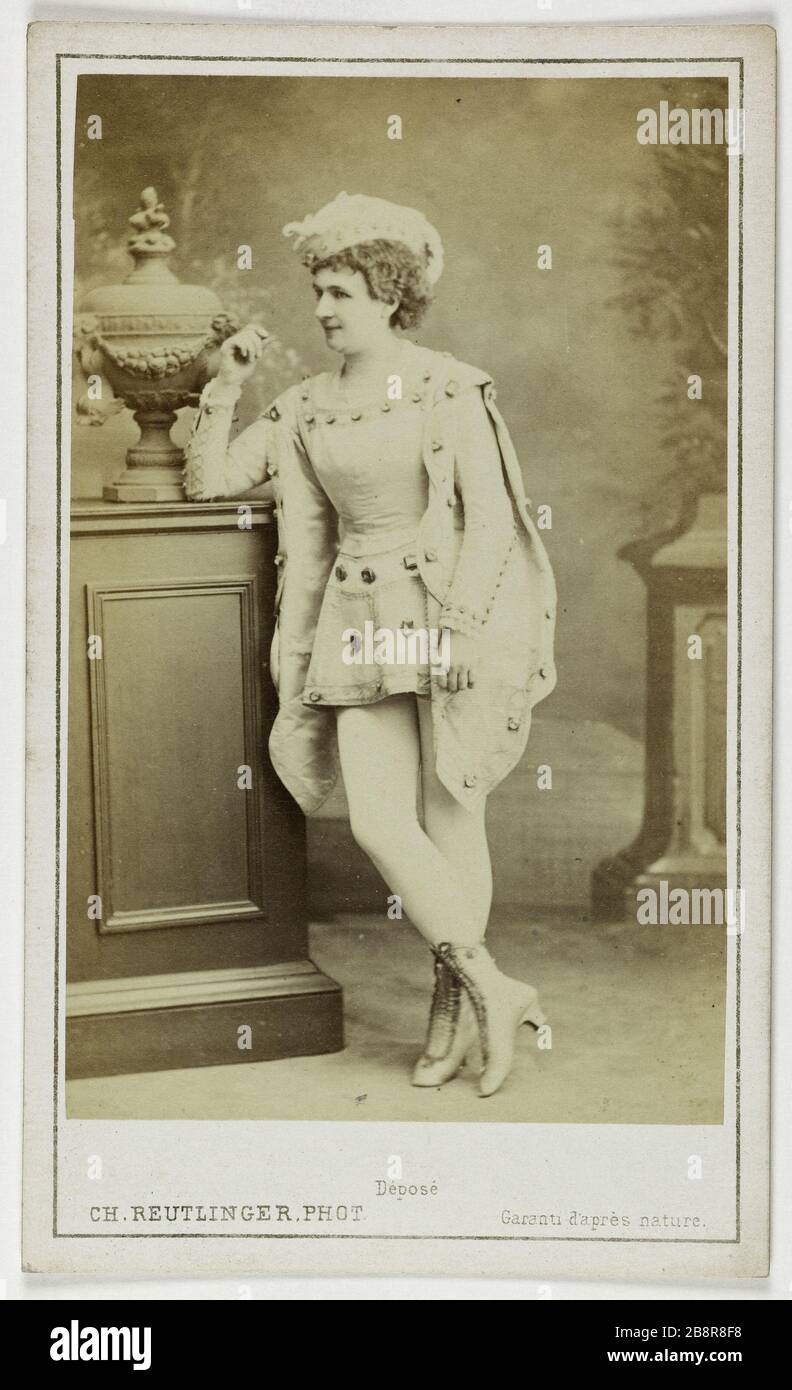 Portrait of Gilbert Elvira or Carolina (actress) Portrait de Gilbert ...