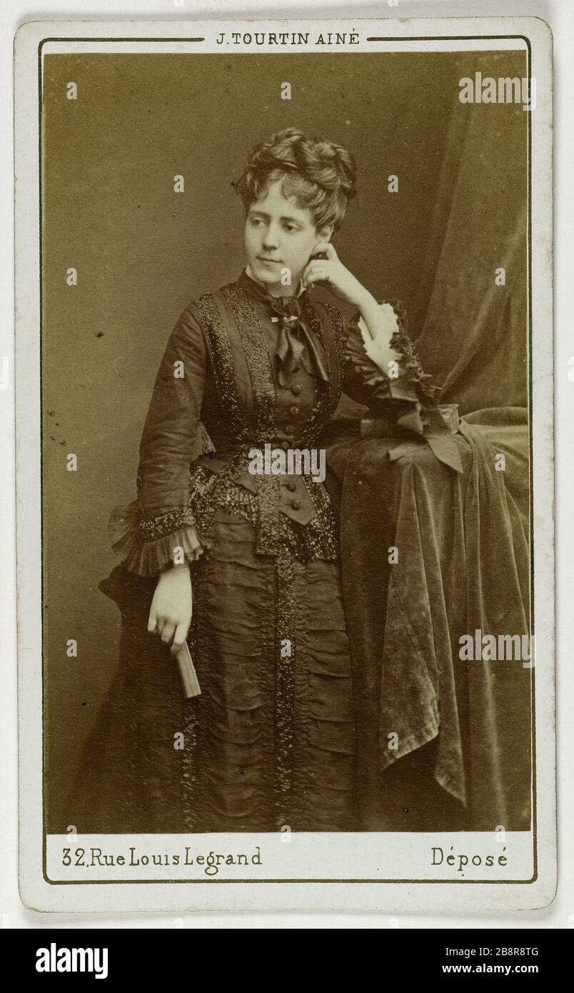 Portrait of Girard (actress) Portrait de Girard (actrice). Carte de ...