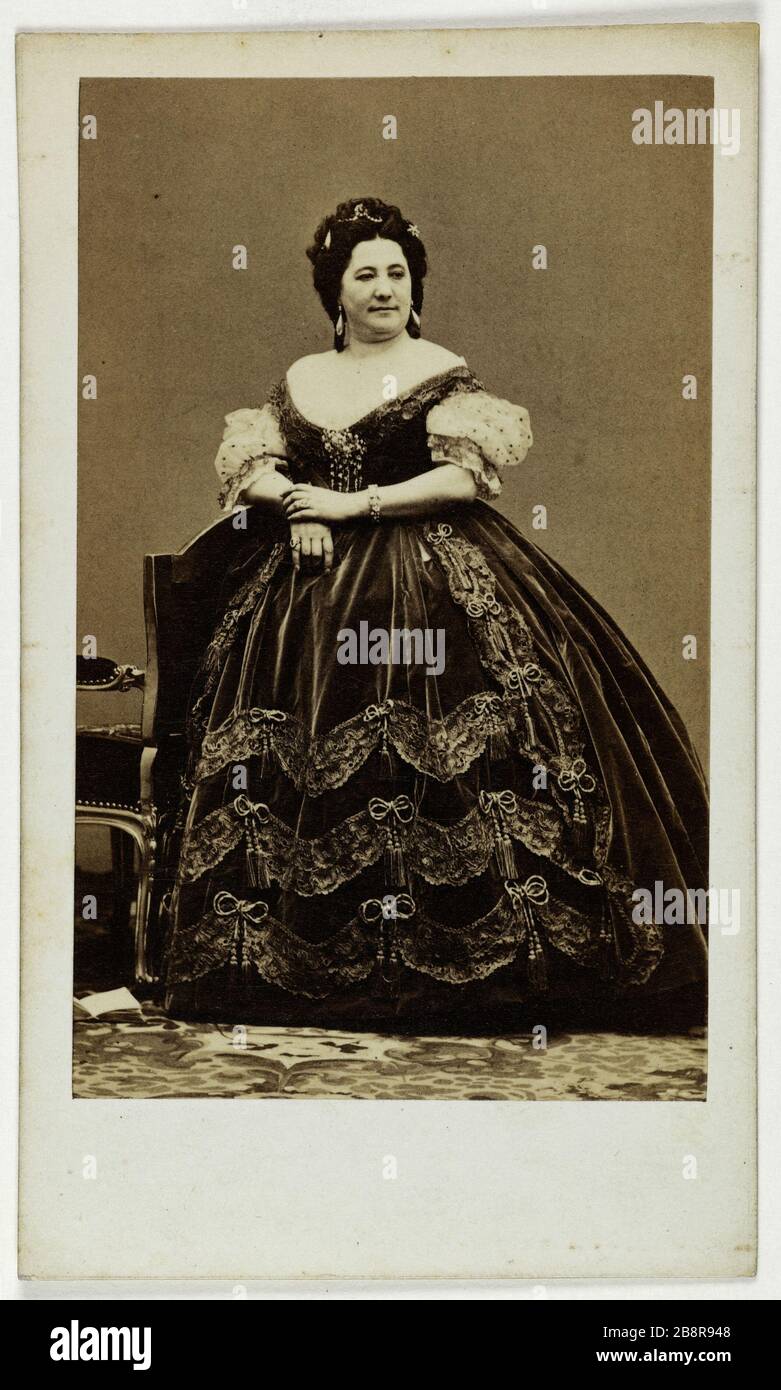 Portrait of Emilie Guyon (1821-1878), (actress or singer?) Portrait d ...