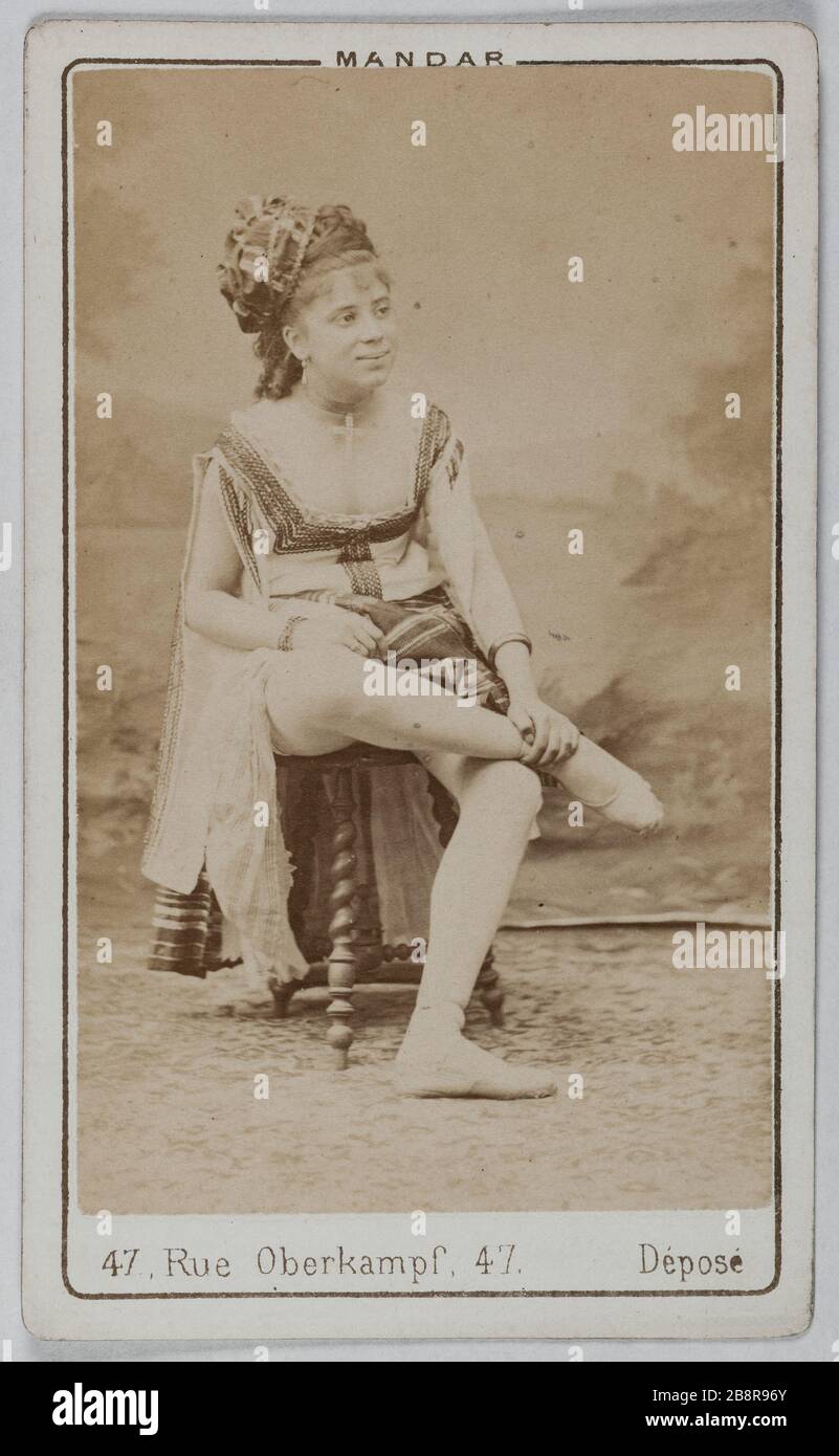 Gandin hi-res stock photography and images - Alamy