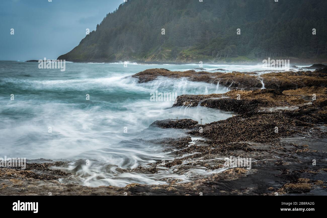 Oregon Coast at Thors Wells Stock Photo - Alamy