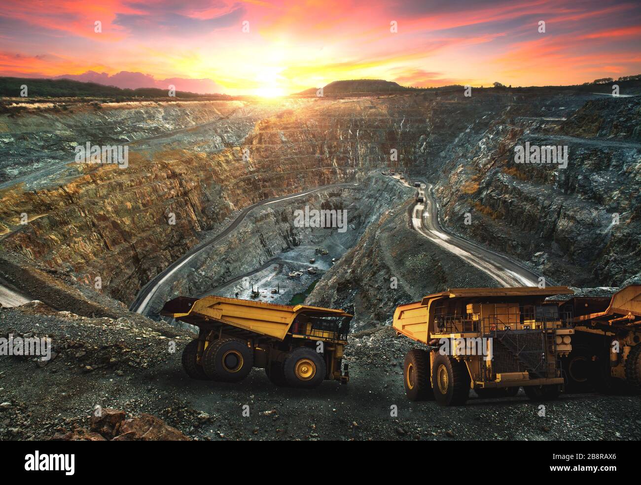 Dump coal mine equipment hi-res stock photography and images - Alamy